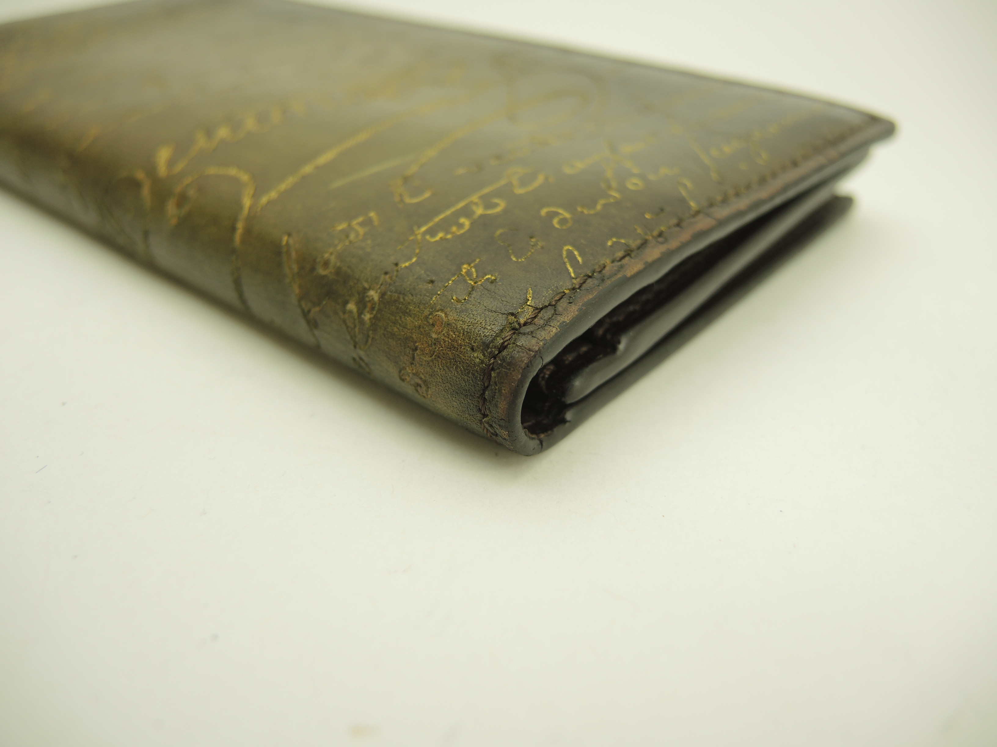 ベルルッティ ロングウォレット サンタル カリグラフィ金茶 2つ折長財布@E0167｜あいさい弁当